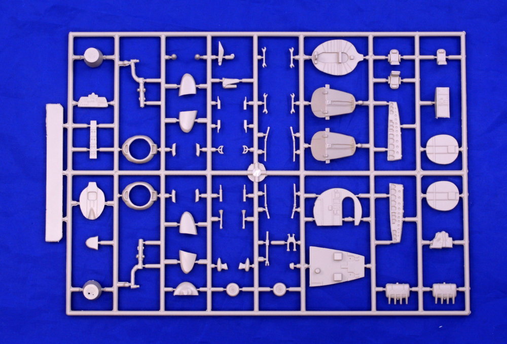 MODELIMEX Online Shop | 1/72 Curtiss R5C-1 Commando (US Marine Corps ...